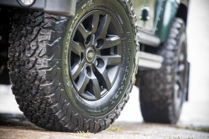 Custom Land Rover Defender | Evolution | Restoration by Arkonik