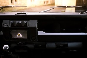 Custom Land Rover Defender for sale | Yeti | Restoration by Arkonik