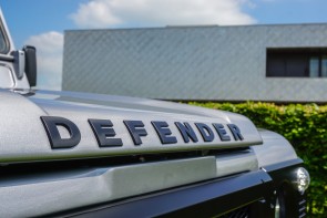 Custom Land Rover Defender for sale | Vector | Restoration by Arkonik