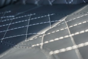 Custom Land Rover Defender for sale | Vector | Restoration by Arkonik