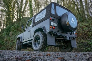 Custom Land Rover Defender for sale | Raptor | Restoration by Arkonik