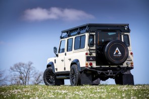 Custom Land Rover Defender for sale | Safari | Restoration by Arkonik