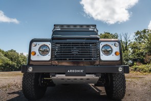 Custom Land Rover Defender for sale | Gecko | Restoration by Arkonik