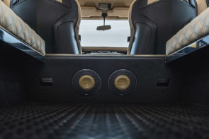 Custom Land Rover Defender for sale | Fu Dog | Restoration by Arkonik