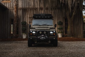 Custom Land Rover Defender for sale | Havana | Restoration by Arkonik