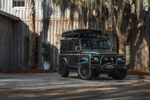 Custom Land Rover Defender for sale | Havana | Restoration by Arkonik