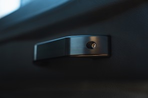 Custom Land Rover Defender for sale | Jackal | Restoration by Arkonik