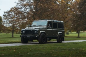 Custom Land Rover Defender for sale | Vantage | Restoration by Arkonik