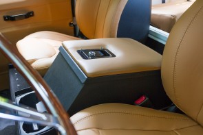 Custom Land Rover Defender for sale | Sprite | Restoration by Arkonik