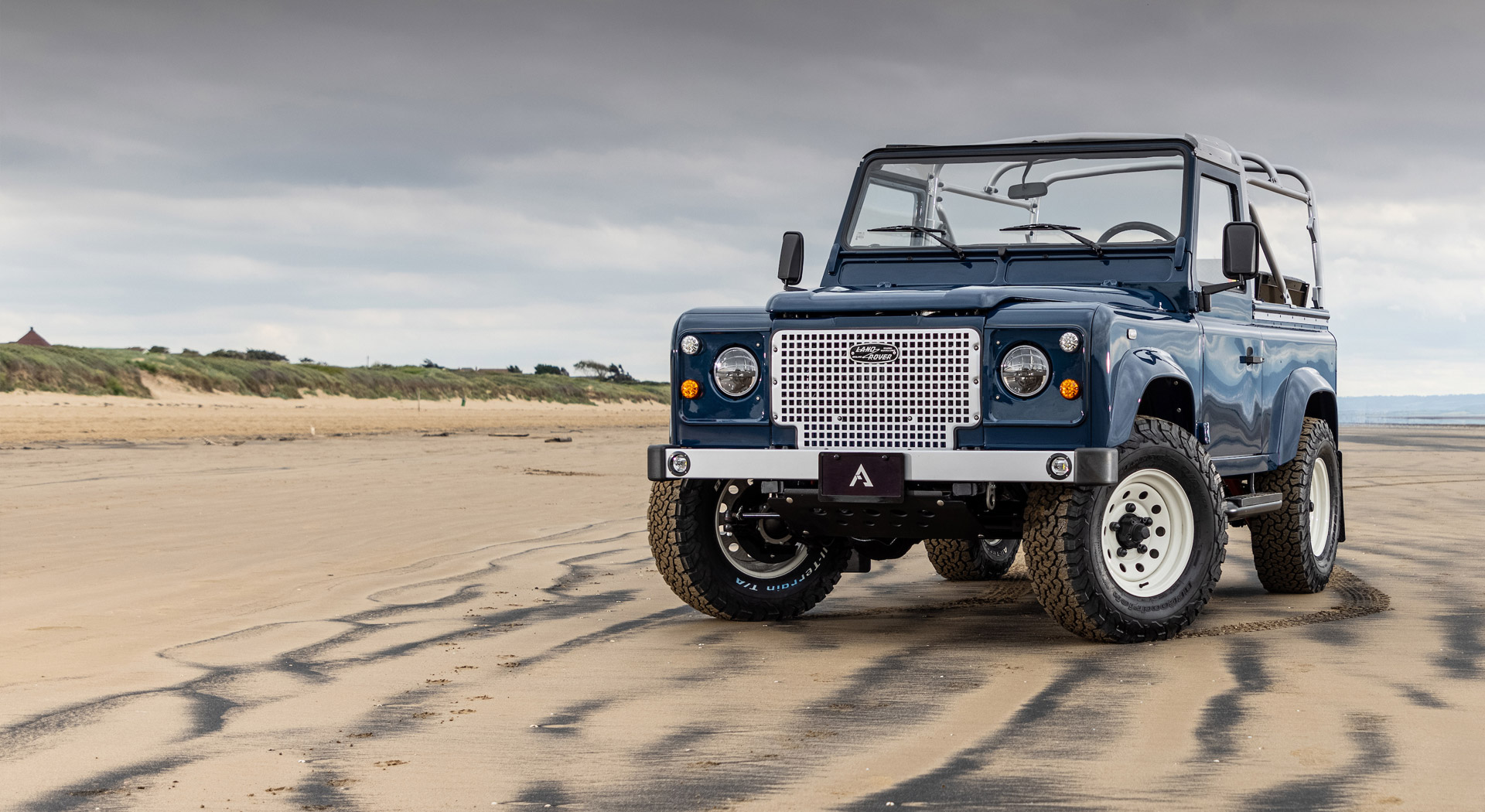 Defender 90 and 110 for sale. Customized Land Rover Defenders hand ...