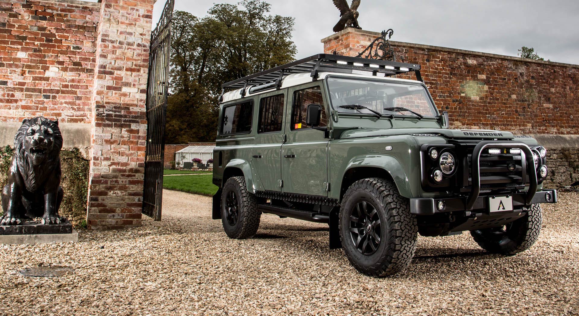 Custom Land Rover Defender for sale | Wessex | Restoration by Arkonik