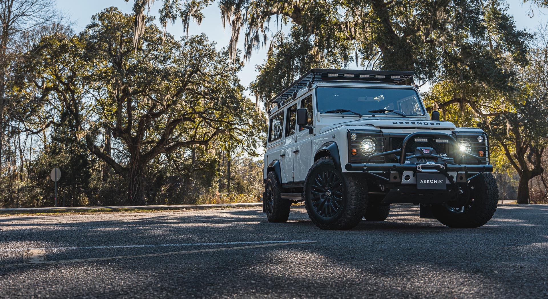 Arkonik Magnus - Custom built Land Rover Defender 110 LS3