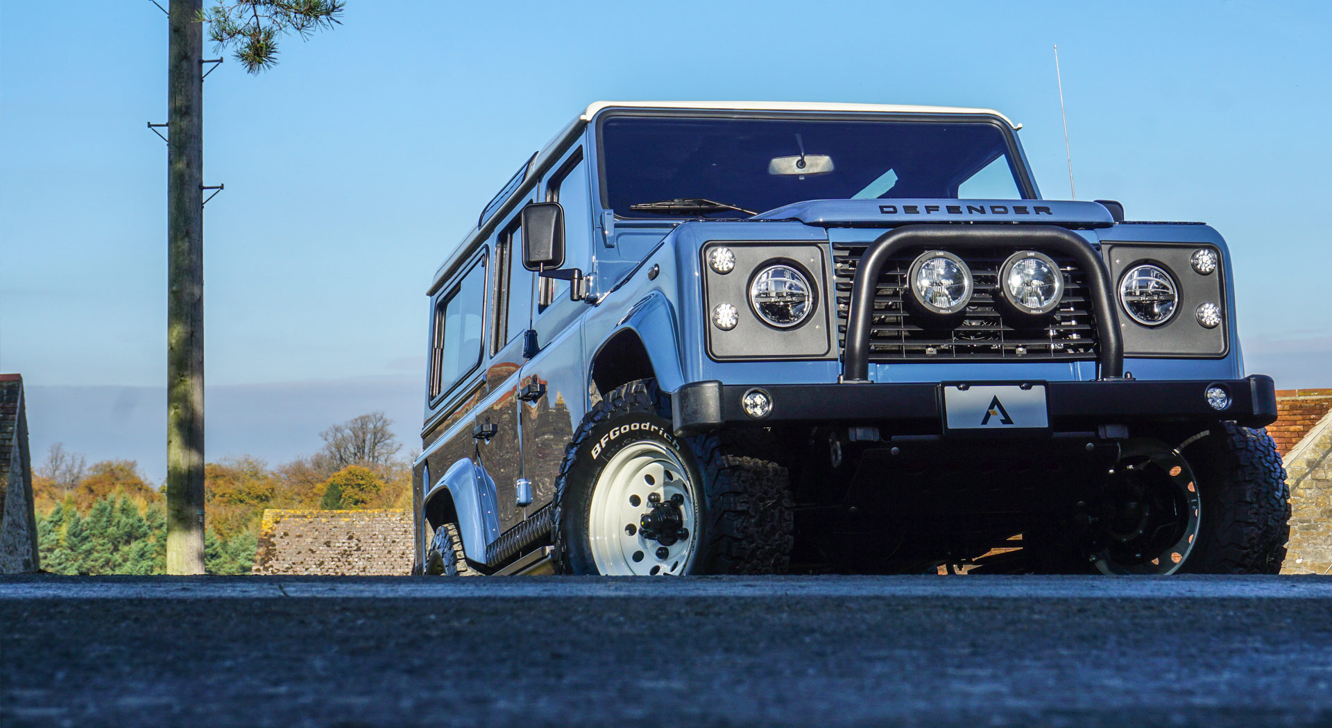 Custom Land Rover Defender for sale | Acadia | Restoration by Arkonik