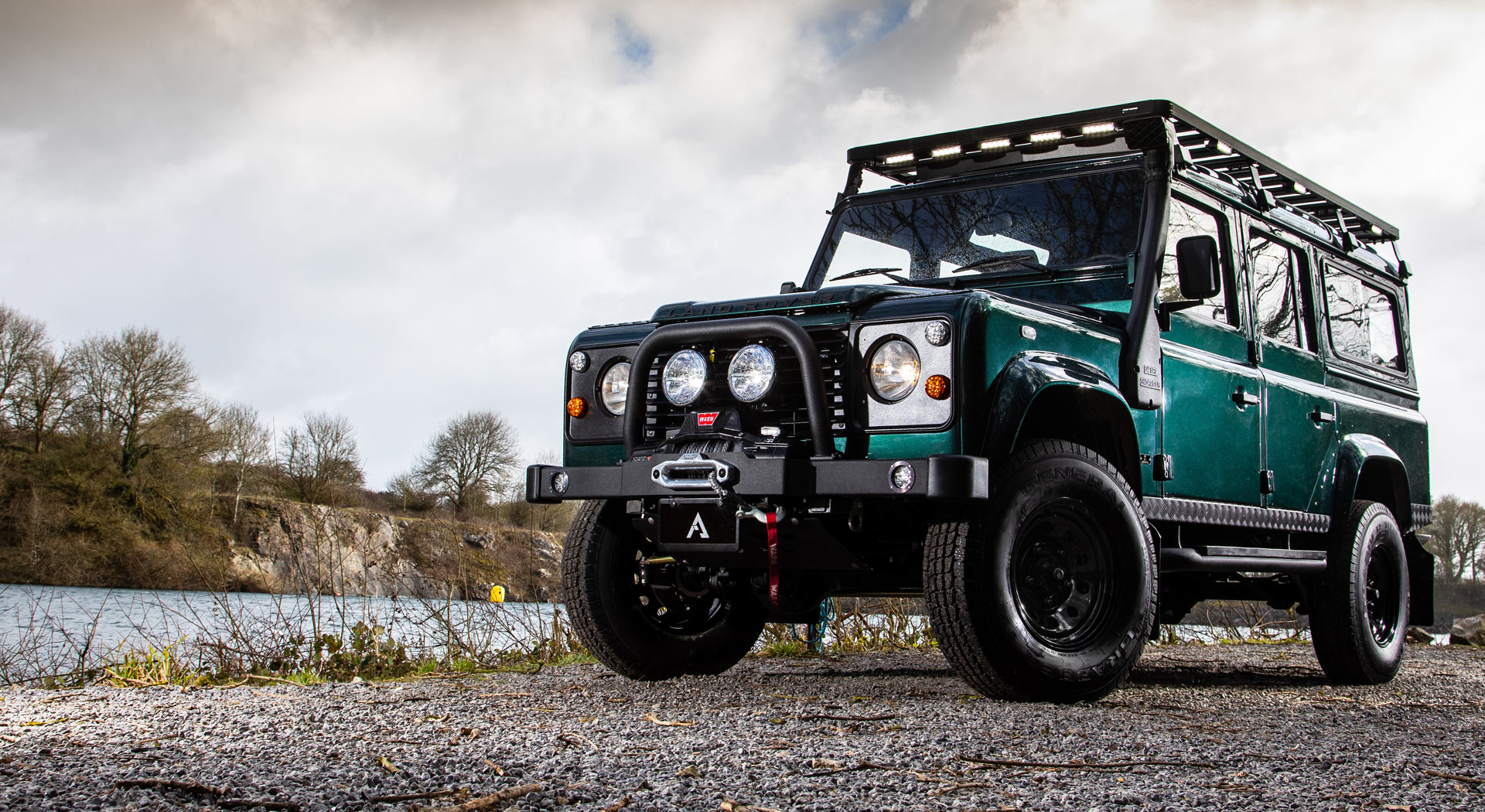 Custom Land Rover Defender for sale | Navajo | Restoration by Arkonik
